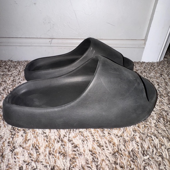 Shoes | Two Pairs Of Fake Yeezy Slides Womens Size 1 Mens Size 85 ...